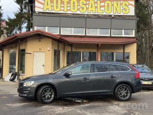 Grey Volvo V60 2014 in Riga, with an engine capacity of 2.40 L and mileage of 162 thousand km for 9450 €, photo 21 on AUTOMOTO.COM.LV