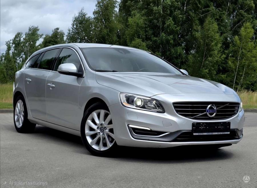 Pelēks Volvo V60 2014 Tauragė, ar dzinēja tilpumu 1.98 L un nobraukumu 296 tūkst. km par 5500 €, foto 4 vietnē AUTOMOTO.COM.LV