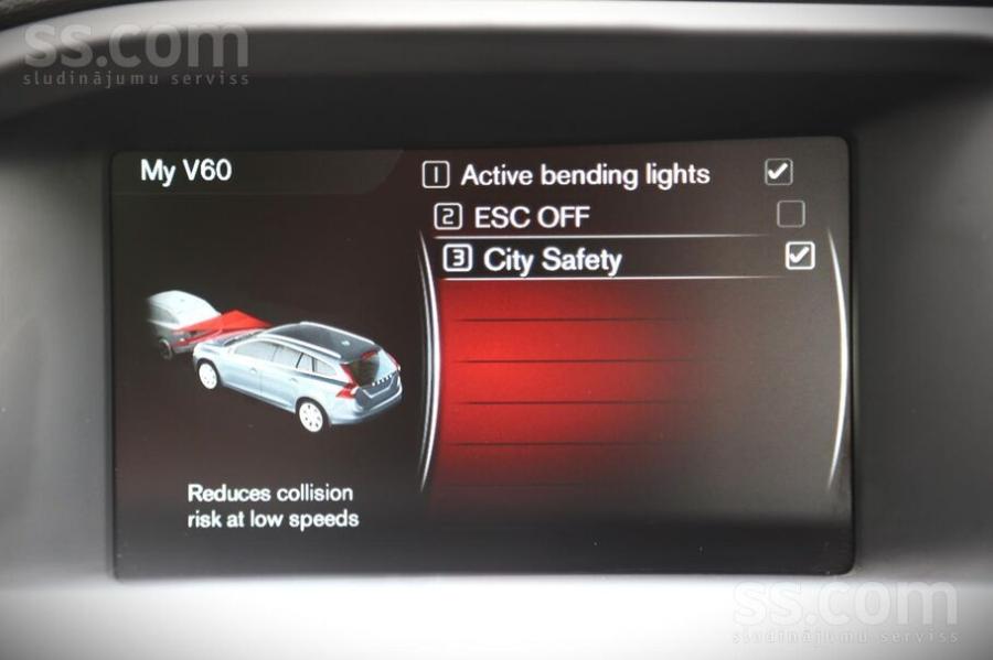 Pelēks Volvo V60 2014 Rīga, ar dzinēja tilpumu 2.00 L un nobraukumu 226 tūkst. km par 6995 €, foto 19 vietnē AUTOMOTO.COM.LV