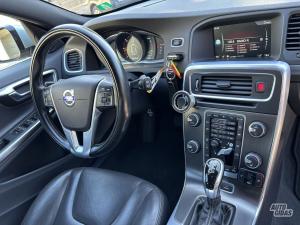 Grey Volvo V60 2014 in Vilnius, with an engine capacity of 2.40 L and mileage of 300 thousand km for 7500 €, photo 14 on AUTOMOTO.COM.LV