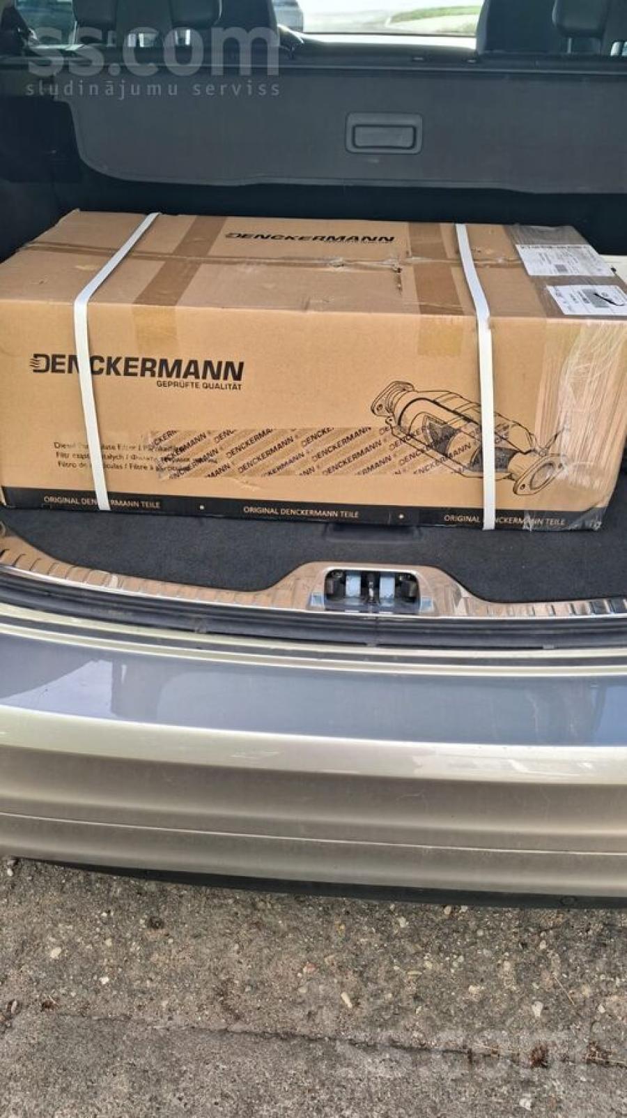 Pelēks Volvo V60 2014 Liepāja, ar dzinēja tilpumu 1.60 L un nobraukumu 320 tūkst. km par 4350 €, foto 14 vietnē AUTOMOTO.COM.LV
