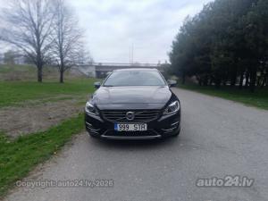 Серый Вольво B60 2014 в Таллин, объемом двигателя 2.40 л и пробегом 291 тыс. км за 10300 €, фото 9 на AUTOMOTO.COM.LV