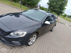 Grey Volvo V60 2014 in Siauliai, with an engine capacity of 2.00 L and mileage of 295 thousand km for 6750 €, photo 10 on AUTOMOTO.COM.LV