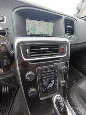 Grey Volvo V60 2014 in Siauliai, with an engine capacity of 2.00 L and mileage of 295 thousand km for 6750 €, photo 23 on AUTOMOTO.COM.LV