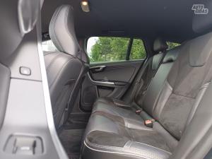 Grey Volvo V60 2014 in Siauliai, with an engine capacity of 2.00 L and mileage of 295 thousand km for 6750 €, photo 16 on AUTOMOTO.COM.LV