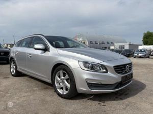 Grey Volvo V60 2014 in Radviliskis, with an engine capacity of 1.98 L and mileage of 142 thousand km for 7750 €, photo 3 on AUTOMOTO.COM.LV