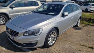 Grey Volvo V60 2014 in Panevezys, with an engine capacity of 2.40 L and mileage of 181 thousand km for 6400 €, photo  on AUTOMOTO.COM.LV