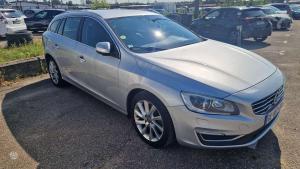 Grey Volvo V60 2014 in Panevezys, with an engine capacity of 2.40 L and mileage of 181 thousand km for 6400 €, photo 4 on AUTOMOTO.COM.LV