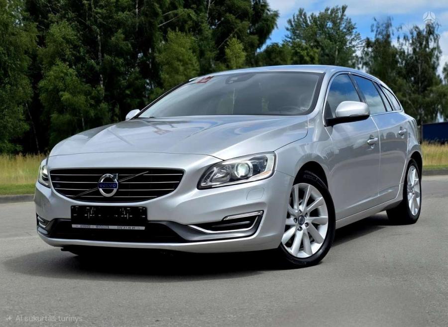 Grey Volvo V60 2014 in Taurage, with an engine capacity of 1.97 L and mileage of 296 thousand km for 5500 €, photo 1 on AUTOMOTO.COM.LV