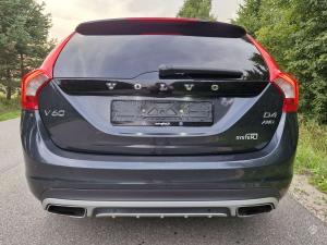 Grey Volvo V60 2014 in Vilnius, with an engine capacity of 2.40 L and mileage of 242 thousand km for 8900 €, photo 5 on AUTOMOTO.COM.LV