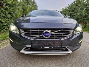 Grey Volvo V60 2014 in Vilnius, with an engine capacity of 2.40 L and mileage of 242 thousand km for 8900 €, photo 9 on AUTOMOTO.COM.LV