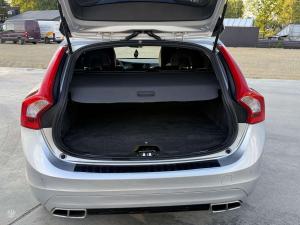 Pelēks Volvo V60 2014 Kauņa, ar dzinēja tilpumu 2.40 L un nobraukumu 335 tūkst. km par 6250 €, foto 11 vietnē AUTOMOTO.COM.LV