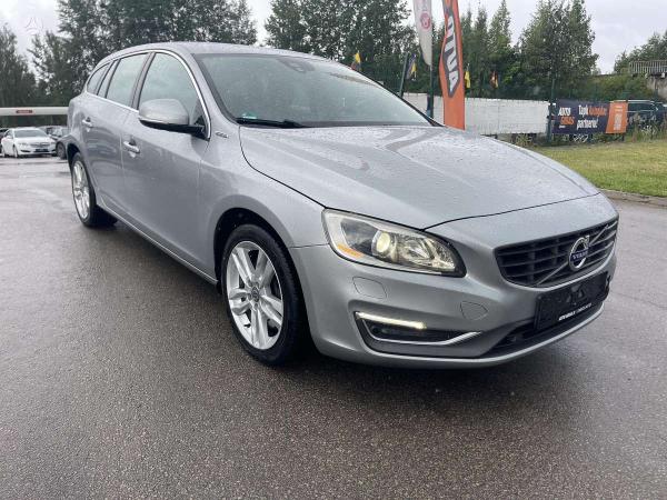 Серый Вольво B60 2014 в Каунас, объемом двигателя 2.40 л и пробегом 280 тыс. км за 5950 €, фото 5 на AUTOMOTO.COM.LV
