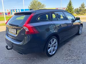 Pelēks Volvo V60 2014 Paide, ar dzinēja tilpumu 2.00 L un nobraukumu 190 tūkst. km par 7690 €, foto 6 vietnē AUTOMOTO.COM.LV