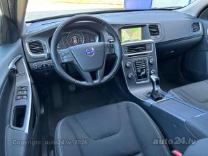 Pelēks Volvo V60 2014 Paide, ar dzinēja tilpumu 2.00 L un nobraukumu 190 tūkst. km par 7690 €, foto 11 vietnē AUTOMOTO.COM.LV