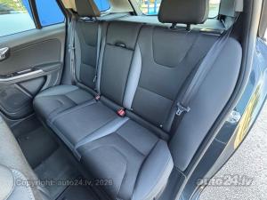 Pelēks Volvo V60 2014 Paide, ar dzinēja tilpumu 2.00 L un nobraukumu 190 tūkst. km par 7690 €, foto 14 vietnē AUTOMOTO.COM.LV