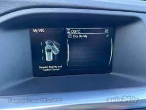 Pelēks Volvo V60 2014 Paide, ar dzinēja tilpumu 2.00 L un nobraukumu 190 tūkst. km par 7690 €, foto 17 vietnē AUTOMOTO.COM.LV