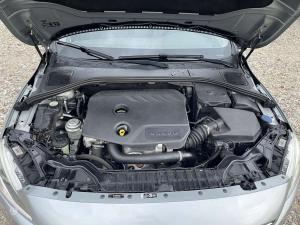 Grey Volvo V60 2014 in Kaunas, with an engine capacity of 1.56 L and mileage of 208 thousand km for 6200 €, photo 18 on AUTOMOTO.COM.LV