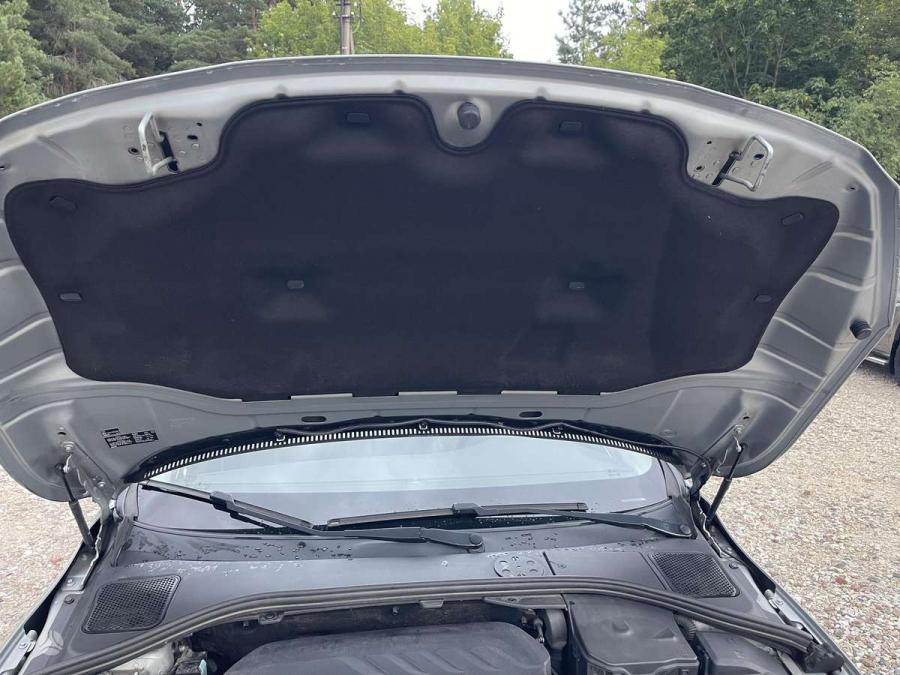 Grey Volvo V60 2014 in Kaunas, with an engine capacity of 1.56 L and mileage of 208 thousand km for 6200 €, photo 19 on AUTOMOTO.COM.LV