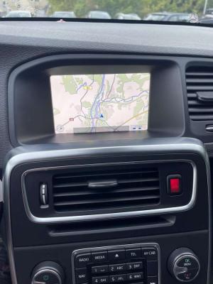 Grey Volvo V60 2014 in Kaunas, with an engine capacity of 1.56 L and mileage of 208 thousand km for 6200 €, photo 20 on AUTOMOTO.COM.LV