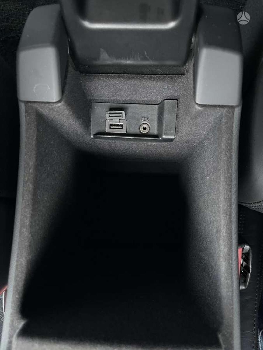 Grey Volvo V60 2014 in Kaunas, with an engine capacity of 1.56 L and mileage of 208 thousand km for 6200 €, photo 22 on AUTOMOTO.COM.LV