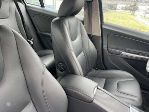 Grey Volvo V60 2014 in Kaunas, with an engine capacity of 2.40 L and mileage of 280 thousand km for 5950 €, photo 21 on AUTOMOTO.COM.LV