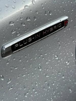 Pelēks Volvo V60 2014 Rīga, ar dzinēja tilpumu 2.40 L un nobraukumu 176 tūkst. km par 9800 €, foto 15 vietnē AUTOMOTO.COM.LV