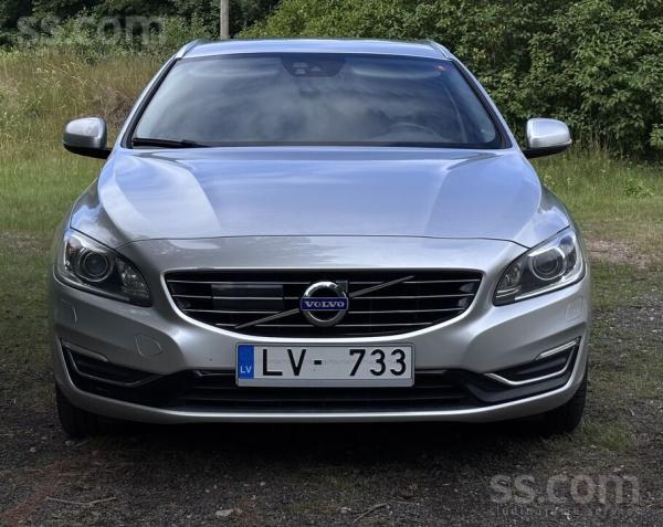 Серый Вольво B60 2014 в Рига, объемом двигателя 2.40 л и пробегом 164 тыс. км за 13500 €, фото 2 на AUTOMOTO.COM.LV
