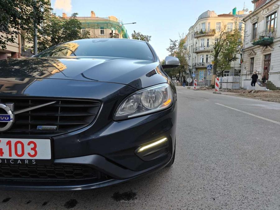 Pelēks Volvo V60 2014 Viļņa, ar dzinēja tilpumu 1.98 L un nobraukumu 345 tūkst. km par 6300 €, foto 11 vietnē AUTOMOTO.COM.LV