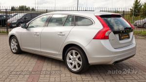 Pelēks Volvo V60 2014 Tartu, ar dzinēja tilpumu 2.00 L un nobraukumu 229 tūkst. km par 8850 €, foto 5 vietnē AUTOMOTO.COM.LV