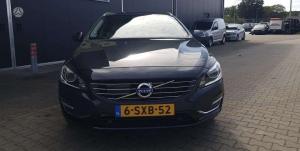 Pelēks Volvo V60 2014 Prienai, ar dzinēja tilpumu 2.40 L un nobraukumu 152 tūkst. km par 8450 €, foto 5 vietnē AUTOMOTO.COM.LV