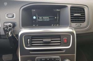 Pelēks Volvo V60 2014 Prienai, ar dzinēja tilpumu 2.40 L un nobraukumu 152 tūkst. km par 8450 €, foto 18 vietnē AUTOMOTO.COM.LV