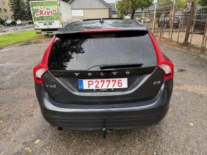 Grey Volvo V60 2014 in Ukmerge, with an engine capacity of 2.00 L and mileage of 300 thousand km for 5850 €, photo 5 on AUTOMOTO.COM.LV