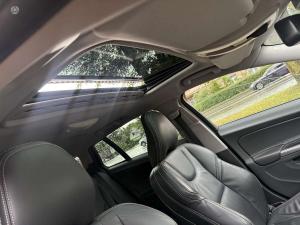 Grey Volvo V60 2014 in Ukmerge, with an engine capacity of 2.00 L and mileage of 300 thousand km for 5850 €, photo 14 on AUTOMOTO.COM.LV