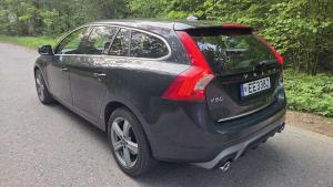 Pelēks Volvo V60 2014 Kauņa, ar dzinēja tilpumu 2.40 L un nobraukumu 282 tūkst. km par 6400 €, foto 6 vietnē AUTOMOTO.COM.LV