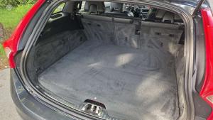 Pelēks Volvo V60 2014 Kauņa, ar dzinēja tilpumu 2.40 L un nobraukumu 282 tūkst. km par 6400 €, foto 26 vietnē AUTOMOTO.COM.LV