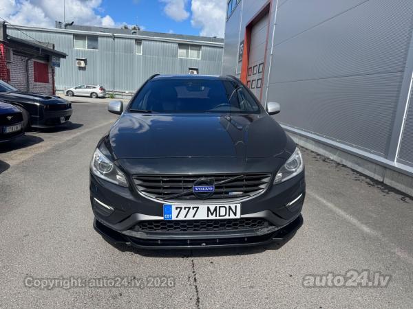 Volvo V60 2014 Tallina vietnē Pelēks Volvo V60 2014 Tallina, ar dzinēja tilpumu 2.40 L un nobraukumu 232 tūkst. km par 9900 €, foto 3 vietnē AUTOMOTO.COM.LV