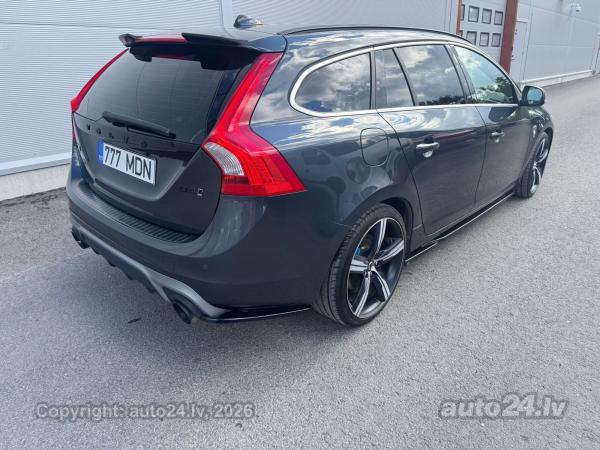 Volvo V60 2014 Tallina vietnē Pelēks Volvo V60 2014 Tallina, ar dzinēja tilpumu 2.40 L un nobraukumu 232 tūkst. km par 9900 €, foto 5 vietnē AUTOMOTO.COM.LV