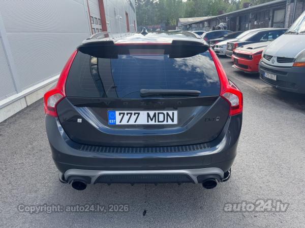 Volvo V60 2014 Tallina vietnē Pelēks Volvo V60 2014 Tallina, ar dzinēja tilpumu 2.40 L un nobraukumu 232 tūkst. km par 9900 €, foto 6 vietnē AUTOMOTO.COM.LV
