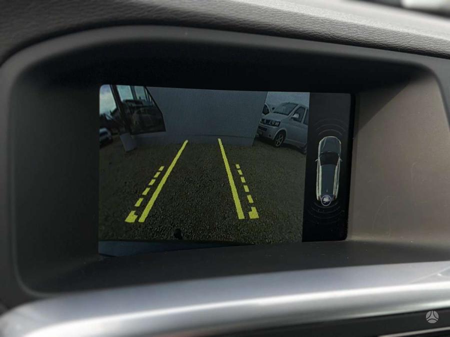 Pelēks Volvo V60 2014 Šauļi, ar dzinēja tilpumu 1.97 L un nobraukumu 347 tūkst. km par 6200 €, foto 22 vietnē AUTOMOTO.COM.LV