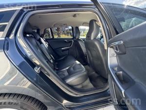 Pelēks Volvo V60 2014 Rīga, ar dzinēja tilpumu 2.00 L un nobraukumu 345 tūkst. km par 7000 €, foto 13 vietnē AUTOMOTO.COM.LV