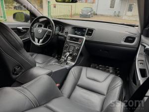 Pelēks Volvo V60 2014 Tukums, ar dzinēja tilpumu 2.00 L un nobraukumu 269 tūkst. km par 5700 €, foto 6 vietnē AUTOMOTO.COM.LV