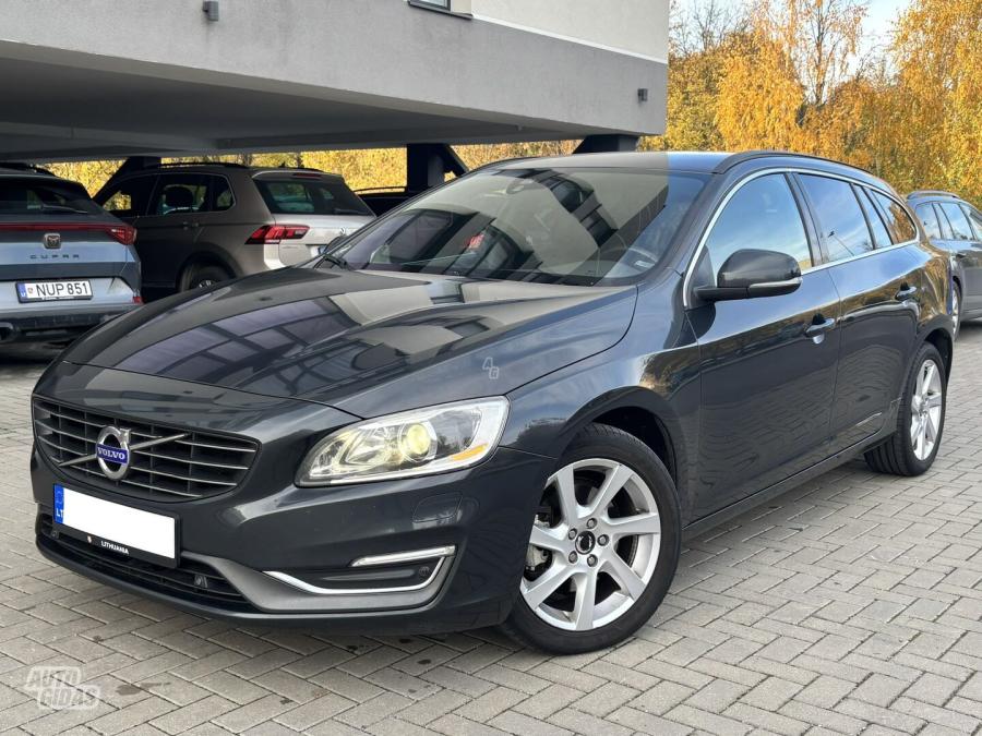 Pelēks Volvo V60 2014 Kauņa, ar dzinēja tilpumu 2.00 L un nobraukumu 280 tūkst. km par 5000 €, foto 6 vietnē AUTOMOTO.COM.LV