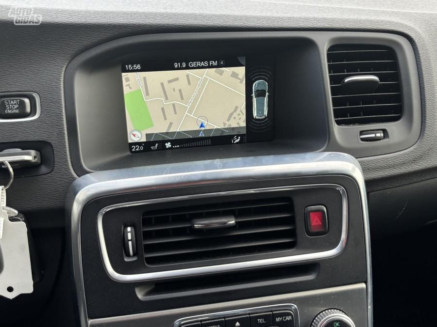 Pelēks Volvo V60 2014 Kauņa, ar dzinēja tilpumu 2.00 L un nobraukumu 280 tūkst. km par 5000 €, foto 18 vietnē AUTOMOTO.COM.LV