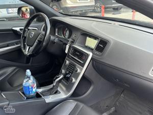 Pelēks Volvo V60 2014 Kauņa, ar dzinēja tilpumu 2.00 L un nobraukumu 280 tūkst. km par 5000 €, foto 20 vietnē AUTOMOTO.COM.LV