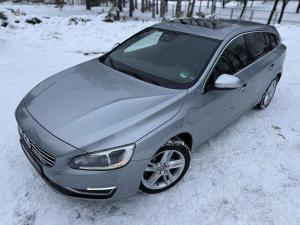 Grey Volvo V60 2015 in Kazlu Ruda, with an engine capacity of 2.40 L and mileage of 261 thousand km for 7500 €, photo 7 on AUTOMOTO.COM.LV