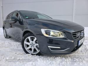 Grey Volvo V60 2015 in Tallinn, with an engine capacity of 2.00 L and mileage of 207 thousand km for 9990 €, photo  on AUTOMOTO.COM.LV