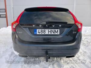 Grey Volvo V60 2015 in Tallinn, with an engine capacity of 2.00 L and mileage of 207 thousand km for 9990 €, photo 6 on AUTOMOTO.COM.LV