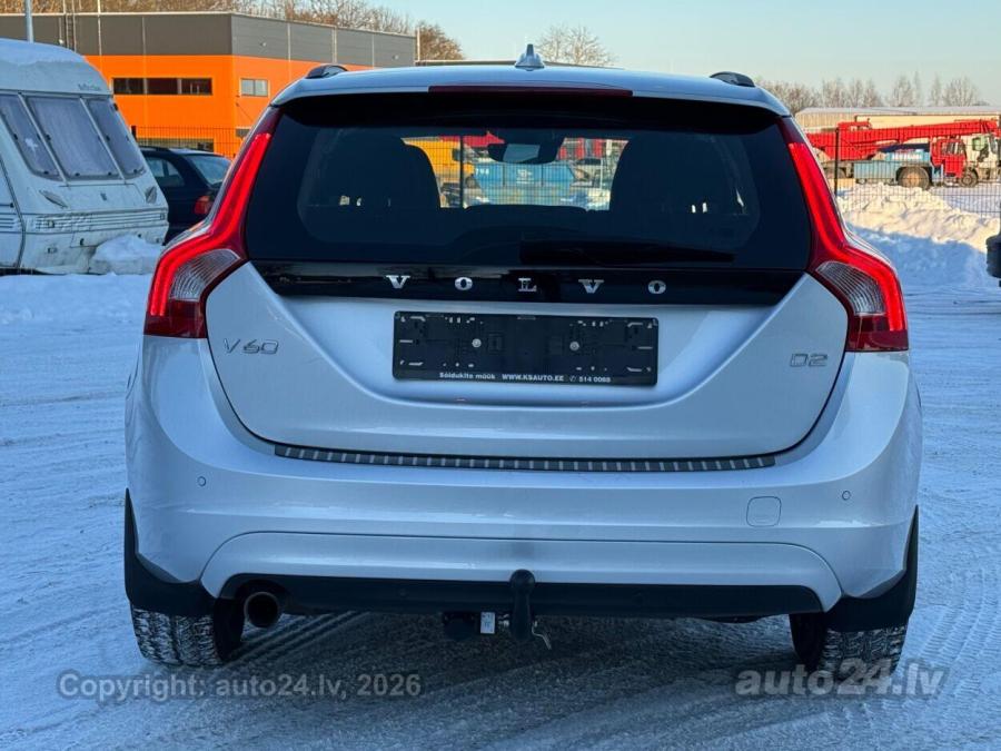Pelēks Volvo V60 2015 Tartu, ar dzinēja tilpumu 1.60 L un nobraukumu 183 tūkst. km par 7899 €, foto 29 vietnē AUTOMOTO.COM.LV