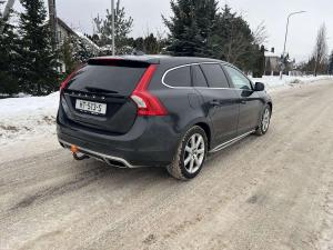 Grey Volvo V60 2015 in Kaunas, with an engine capacity of 1.98 L and mileage of 273 thousand km for 6950 €, photo 8 on AUTOMOTO.COM.LV